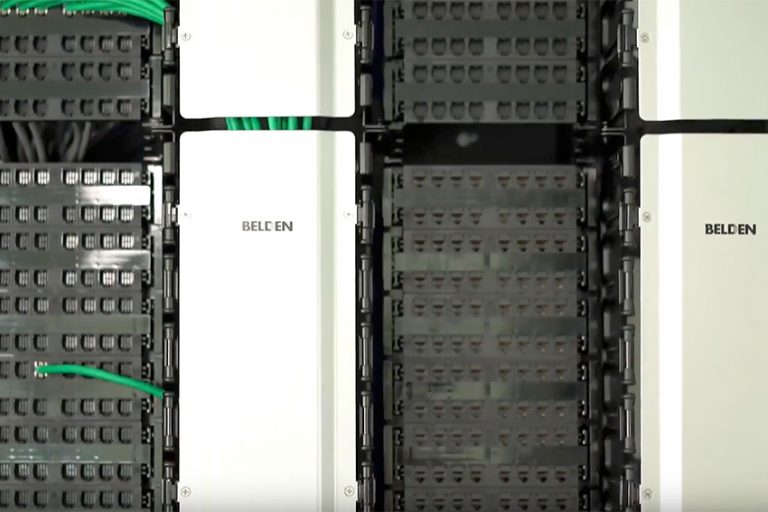 Une solution de montage mural très pratique pour la gamme Belden ...
