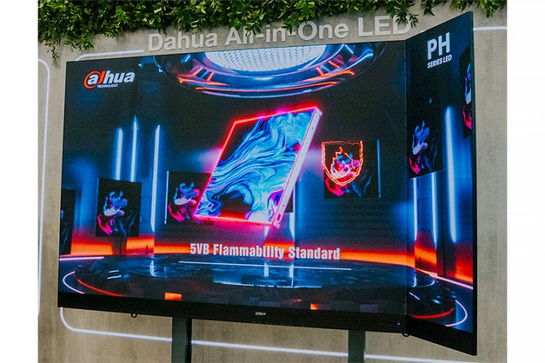 Dahua UH : un écran LED 135" pliable, motorisé et transportable - blog eavs